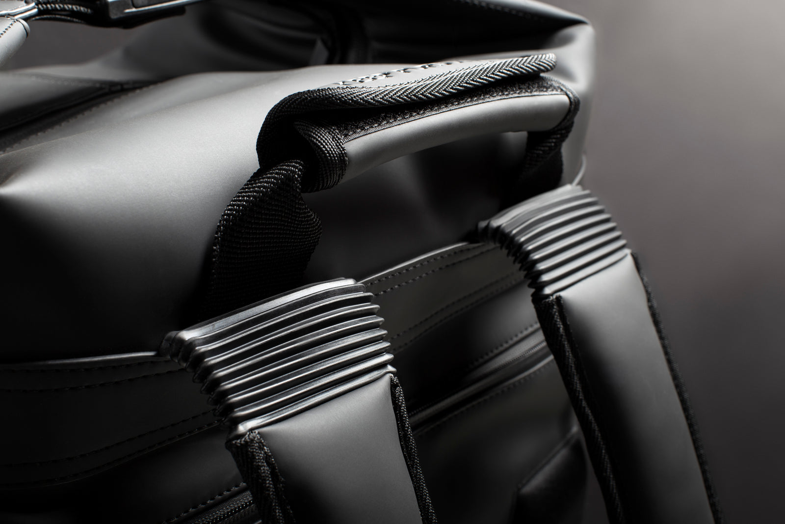 Vacanza Hybrid Duffle Backpack - Best Lightweight Carry On Luggage